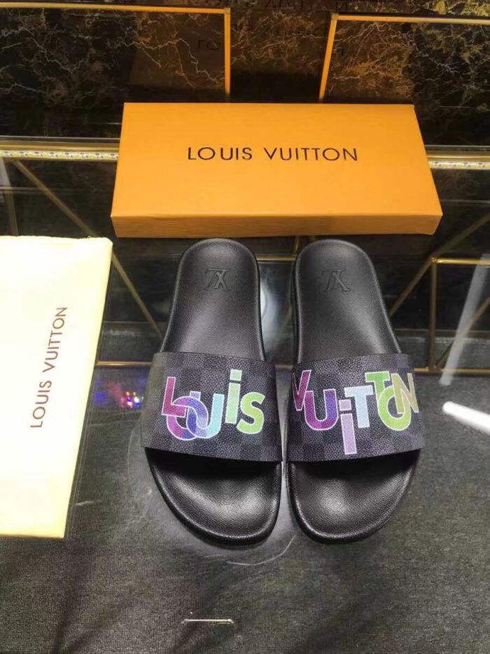 Louis Vuitton Crocs Instagram Fonts | Paul Smith